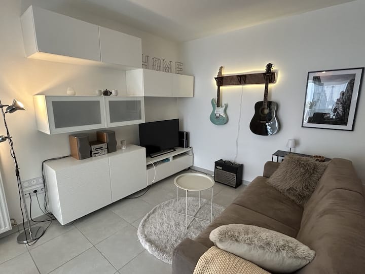 T2 Calme Avec Terrasse Et Parking Près Bordeaux - Pessac