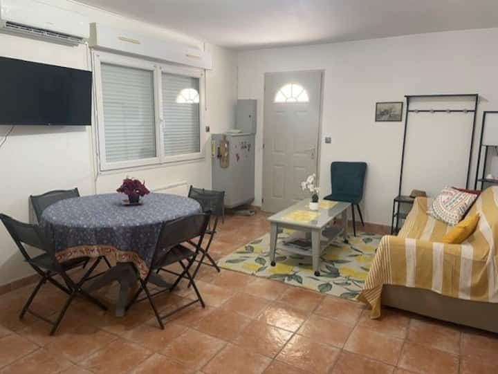 Experience Life In A French Village On The Sea - Marseillan
