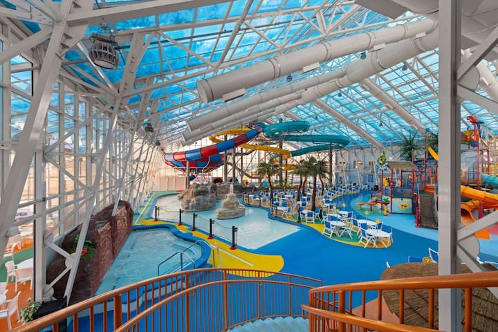 La Quinta Watiki | 2 King Suite | Black Hills - Rapid City, SD