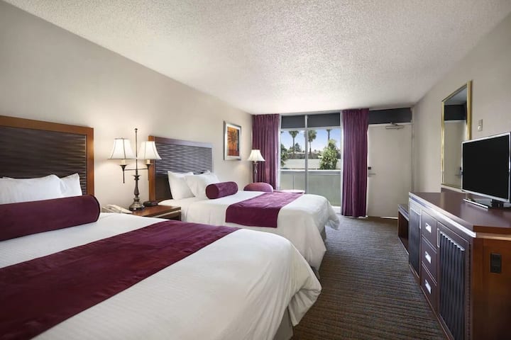 Ramada Sunnyvale | 2 Queen | Game Day - Santa Clara, CA