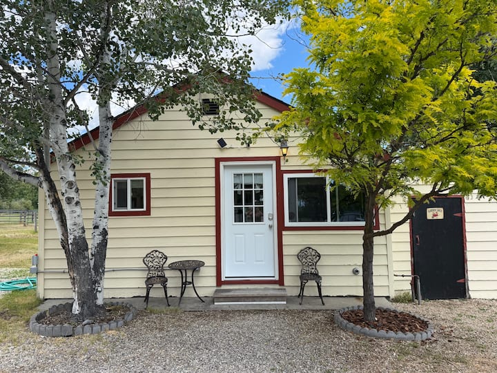 The Meadow Cottage- 1 Br With Blodgett Views! - Hamilton, MT