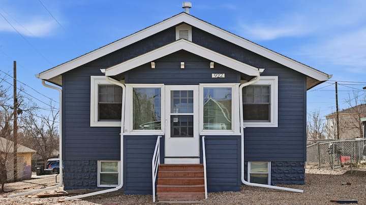New Unc Cottage W/ Kids' Playroom - Go Bears! - Greeley, CO