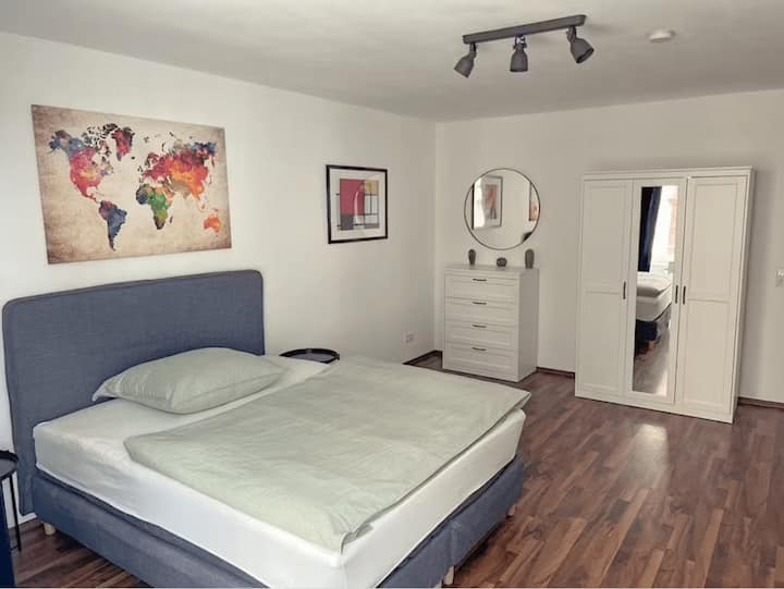 3 Bedroom Apt In Frankfurt Near Willy-brandt-platz - Fráncfort del Meno