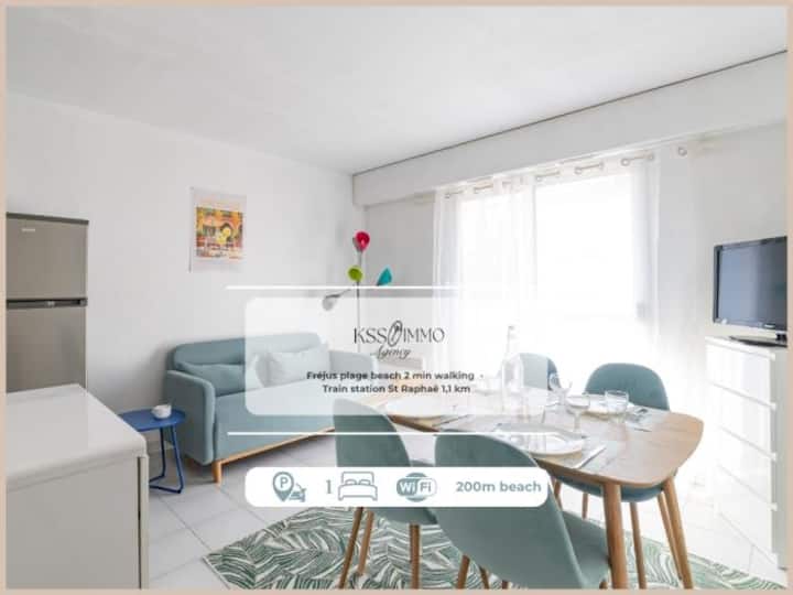 Cozy 34 M² - Proche Des Plages -2 Adultes Et 2 Enf - Fréjus