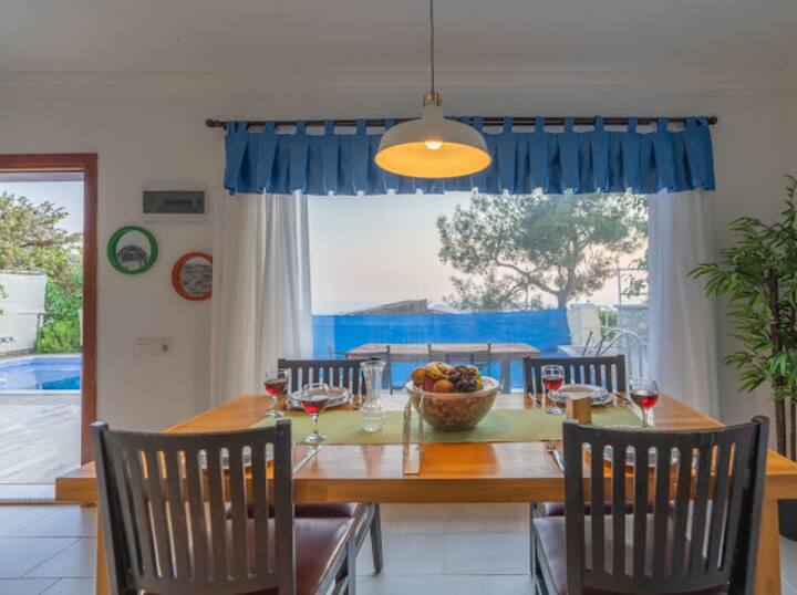 Mahremiyet Ve Huzurun Adresi Villa Melodika - Kalkan