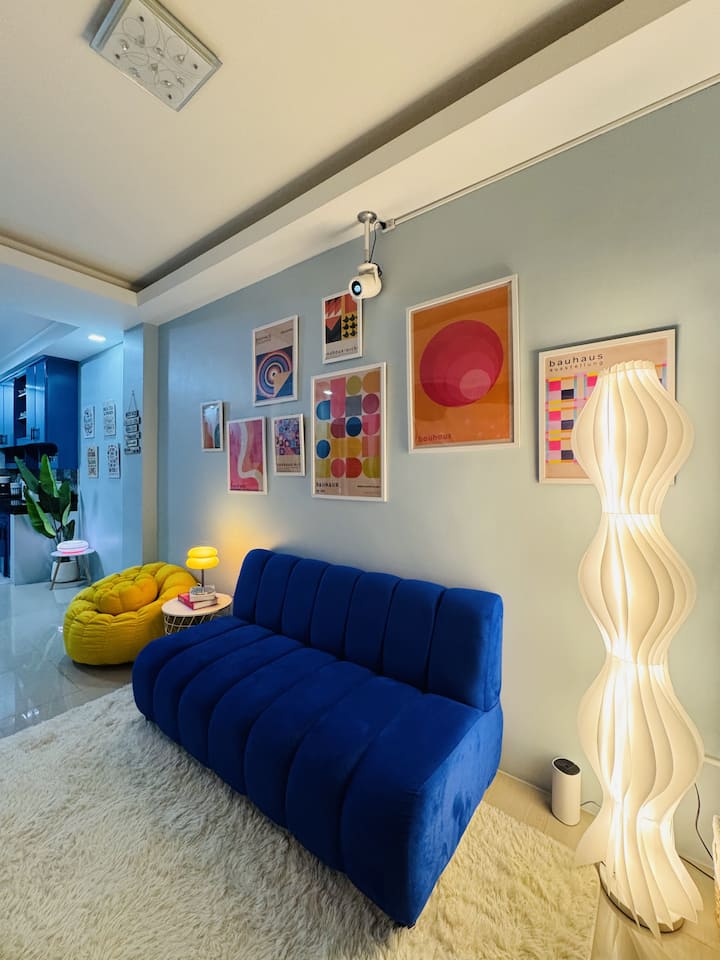 Trendy & Scenic 3rd Floor 2br Retreat W Netflix - Cavite City