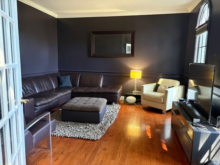 Spacious 4-bedroom, 3.5-bath Luxury Home! - Sudbury, MA
