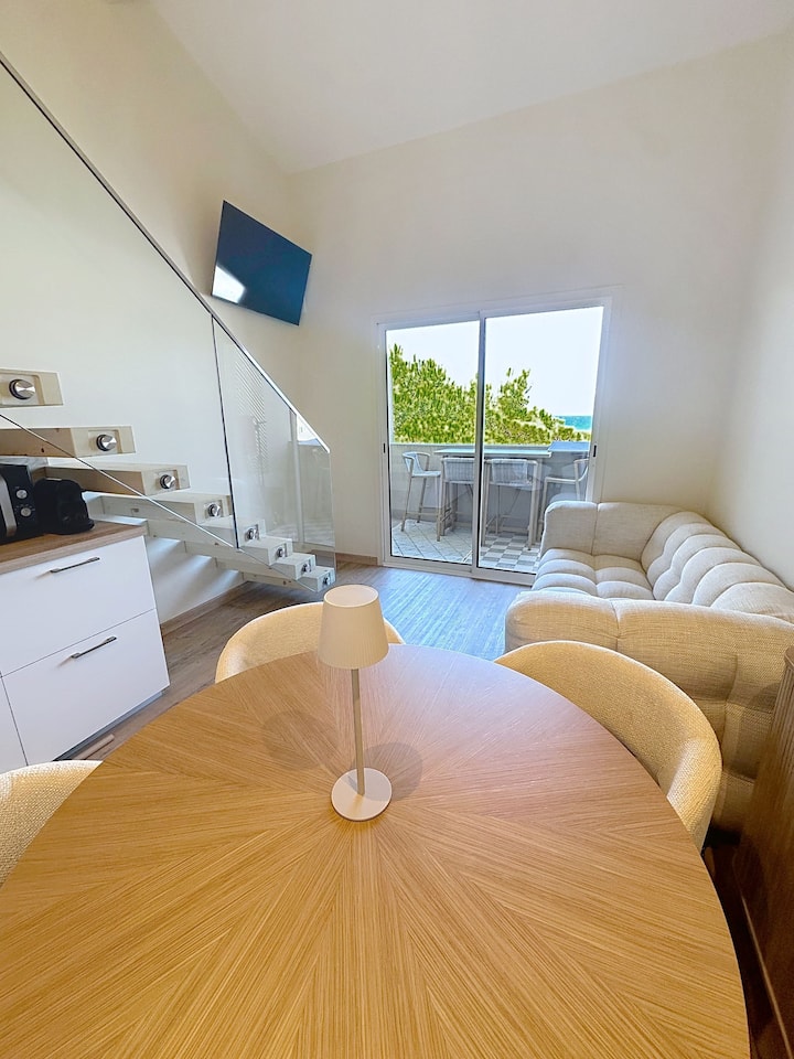 Superbe T3 Climatisé Avec Balcon Vue Mer - Calvi