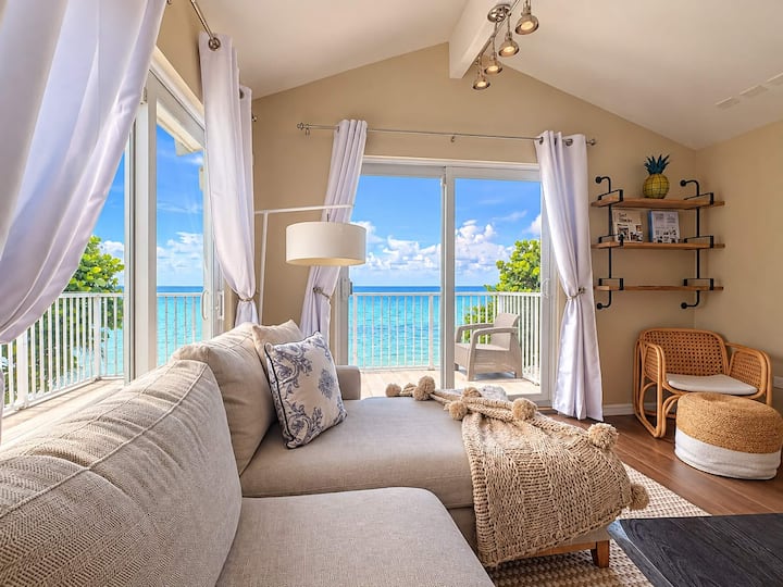 4 Bed Beach Villa, Private Deck On Sand - Cayman Islands
