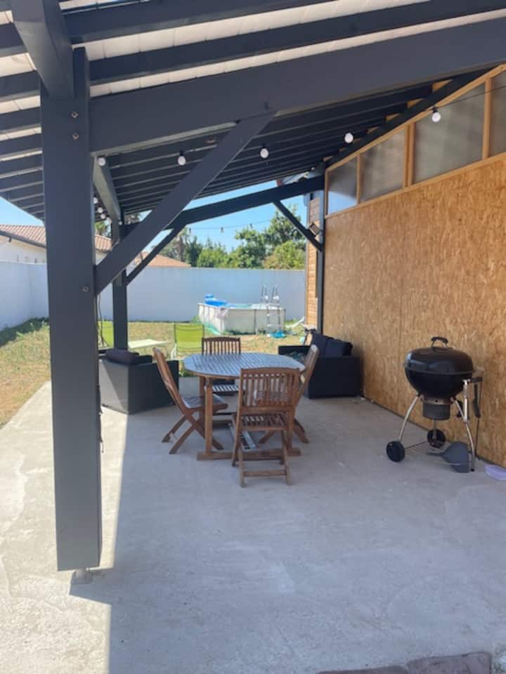 Maison Sur Boucau à Louer Du 1 Ier Au 16 Aout - Biarritz