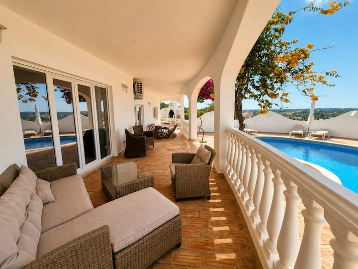 Villa T4 Com Piscina Privada Perto De Vilamoura - Vilamoura