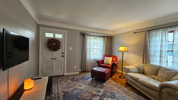 The Small Lviv - Southfield, MI