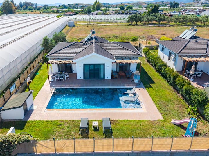 Fethiye ÇAlış Plajına Yakın 2+1 Korunaklı Villa - Fethiye