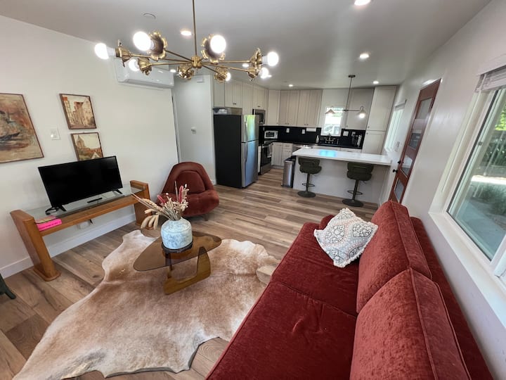 Elevated Charm In Olivenhain - Encinitas, CA