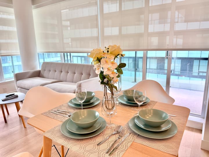 Richmond Center Elegant 2 Bedroom 2 Bathroom - 리치먼드