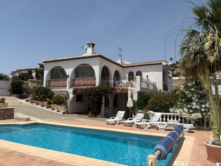 Villa Magnolia - Salobreña