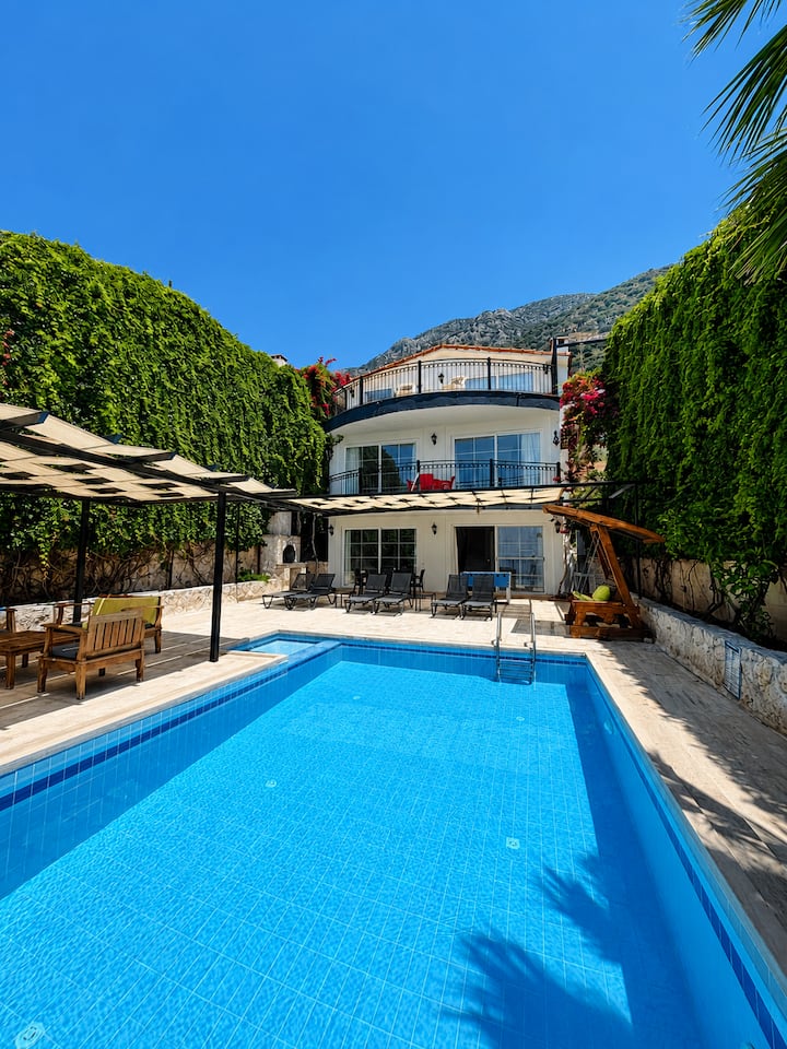 Deniz Manzaralı ÖZel Havuzlu Villa | Kalkan - Kalkan