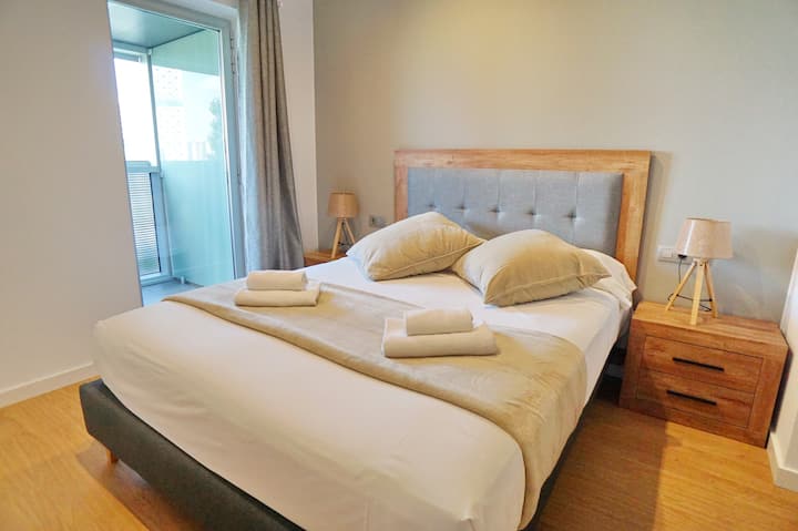 Acogedor Apartamento Con Terraza - Viladecans