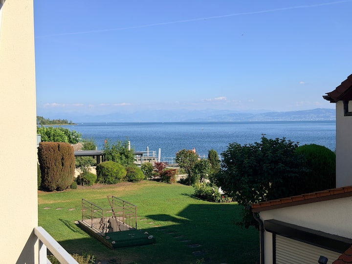 Lakeside No. 9 - Meersburg