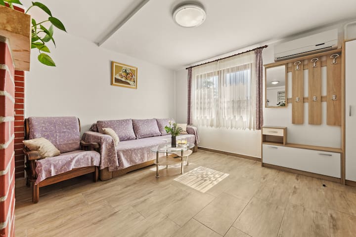 Quiet Family Appartment Near Sea - Pola