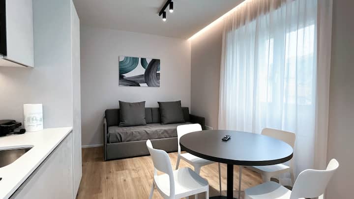Alloro Apartment - G Holiday - Colico