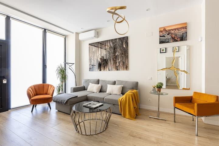 2 Modern Apartments For 10 Guests | Madrid - Madrid