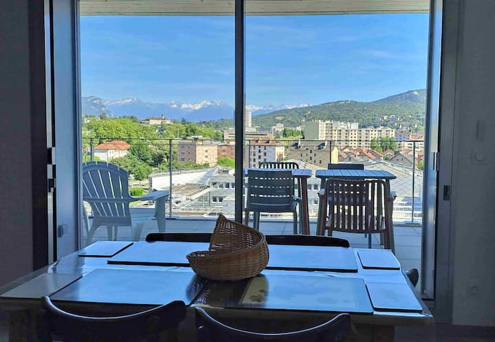 Bel Appartement Avec Balcon Et Parking Privatif - La Féclaz
