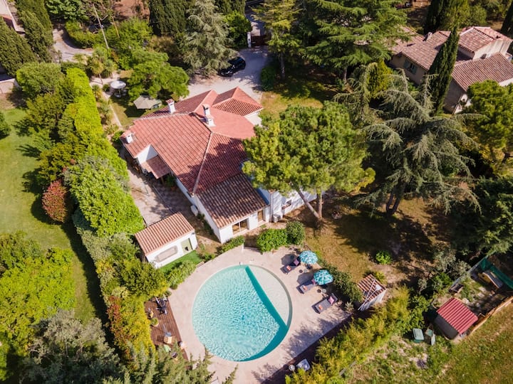 *My Art* Villa Piscine & Ac 4 Chambres 10min Aix - Saint-Cannat