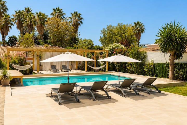 Beachside Boho Villa - Estepona