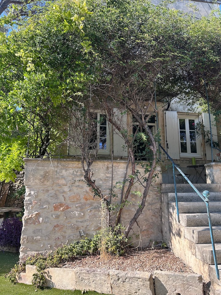 Maison De Charme Au Cœur De La Ville - Nîmes