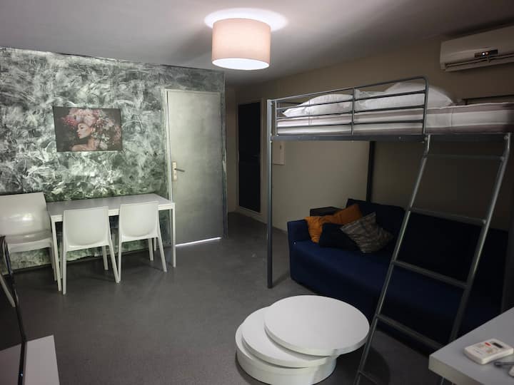 Studio Proche Mer Et Espagne - Thuir