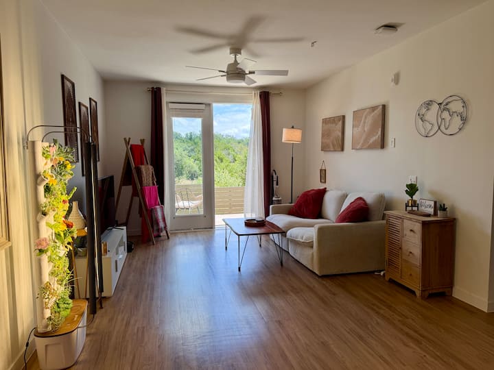 Cozy Wolf Ranch Retreat 12 Min To Downtown Square - Georgetown, TX