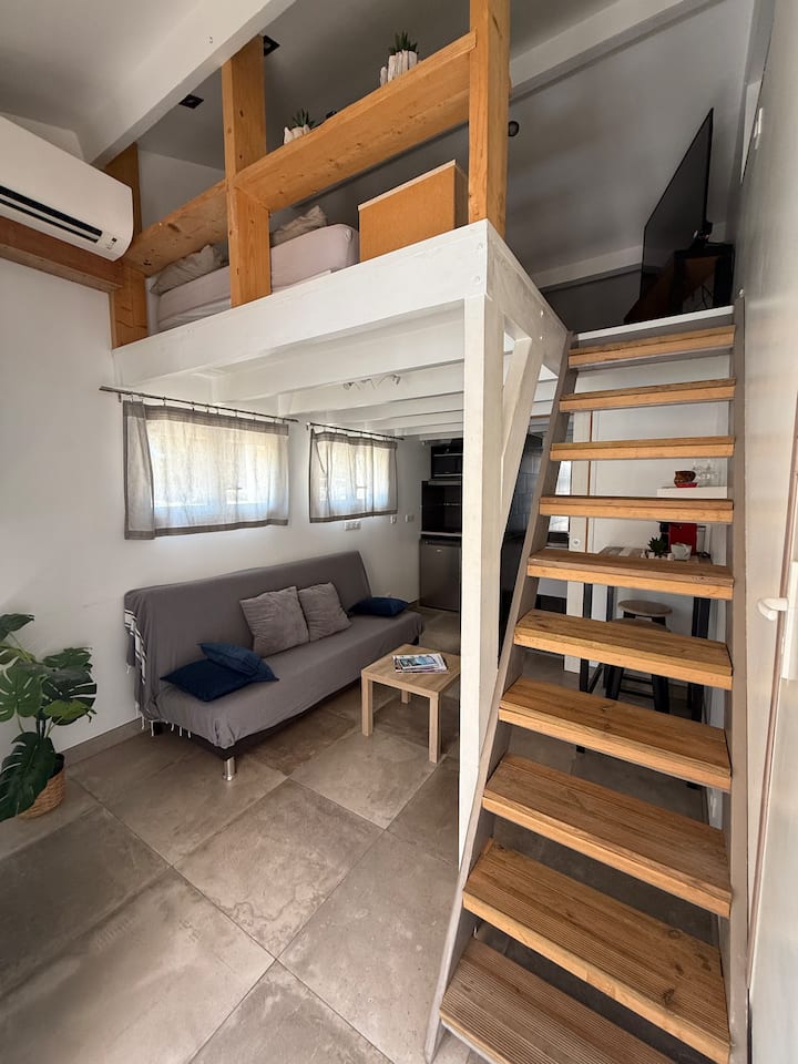 Petit Cocon Avec Mezzanine - Sanary-sur-Mer