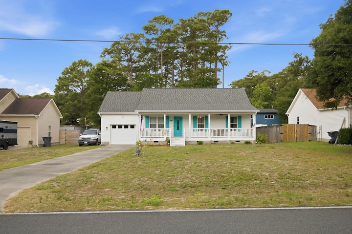 Coastal Retreat Near Holden Beach, Golf & Seafood - Holden Beach Fishing Pier