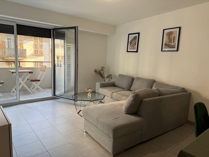 ÉLégant T3 De 80m² Proche Tram & Gare | Balcon - Nizza