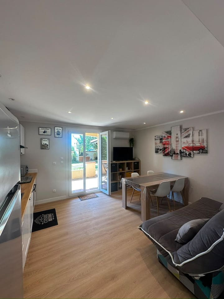 Appartement Dans Une Villa, 3km De La Plage - Saint-Cyprien