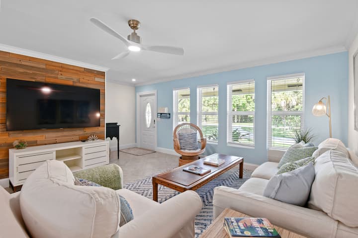 Sea Glass Retreat | Coastal 3br/2ba - Juno Beach, FL