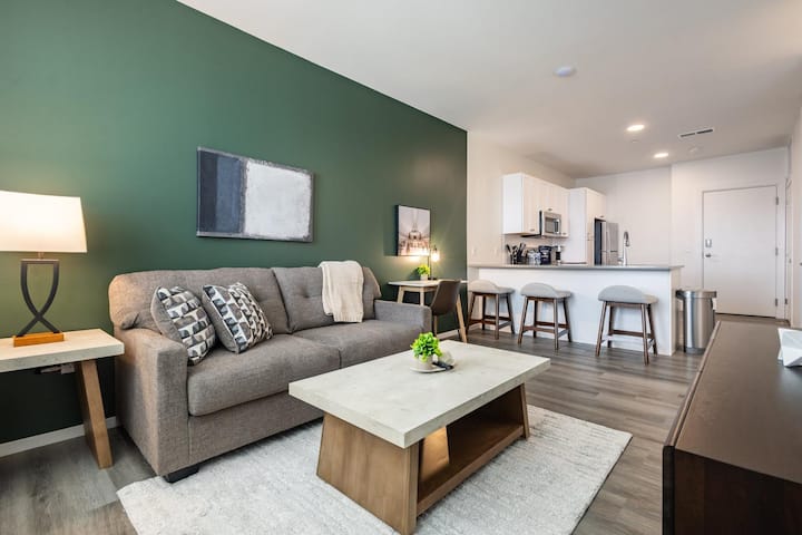 Landing | Beautiful 1bd In Steelpointe Harbor - Bridgeport, CT