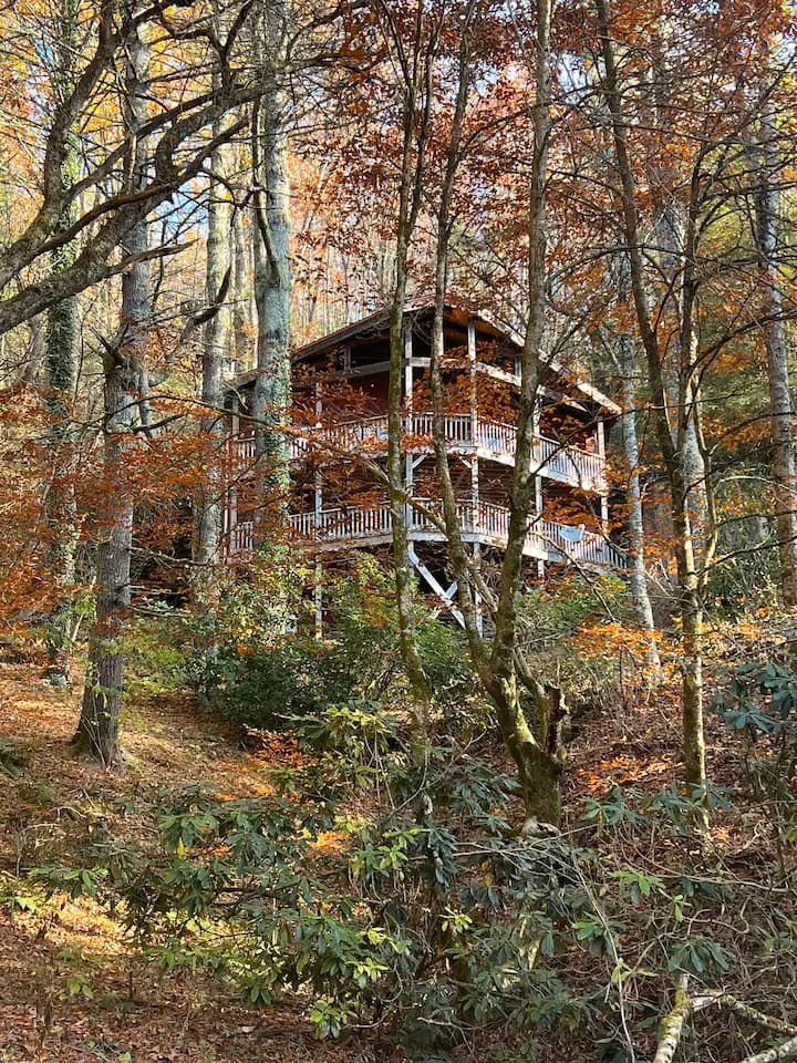 Hedden Hideaway · 10 Minutes To Town - Highlands, NC