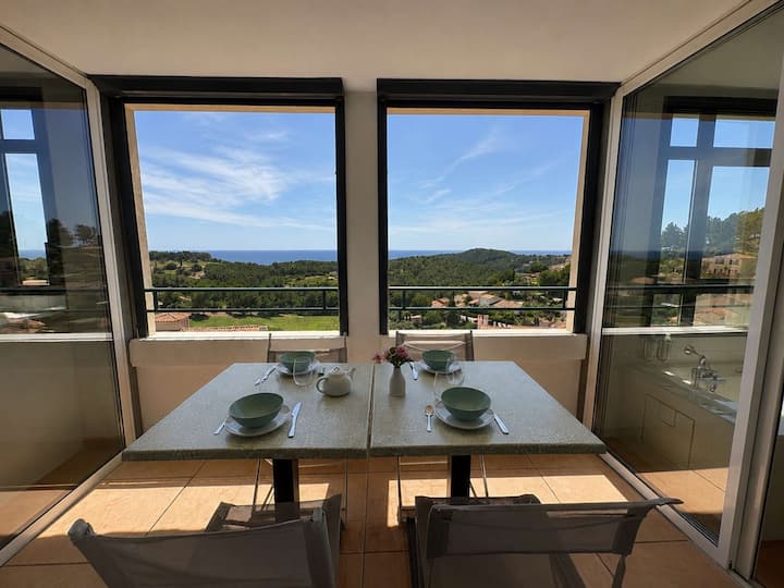 Appartement Avec Clim, Vue Mer - 6 Pers. - Le Castellet