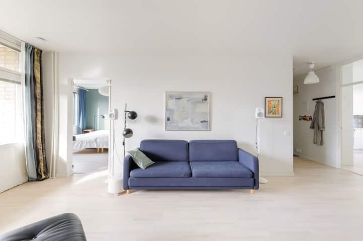 Bright & Spacious Apartment In Trendy Kallio - Helsinki