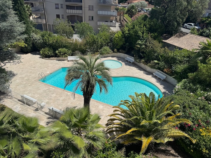 Proche Plage Et Centre Avec Piscine - Saint-Tropez