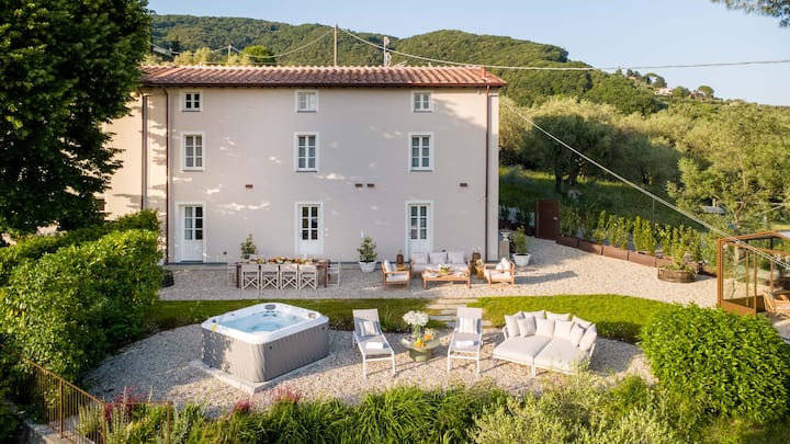 Charming Villa Nestled In The Lucca Hills - Lucca