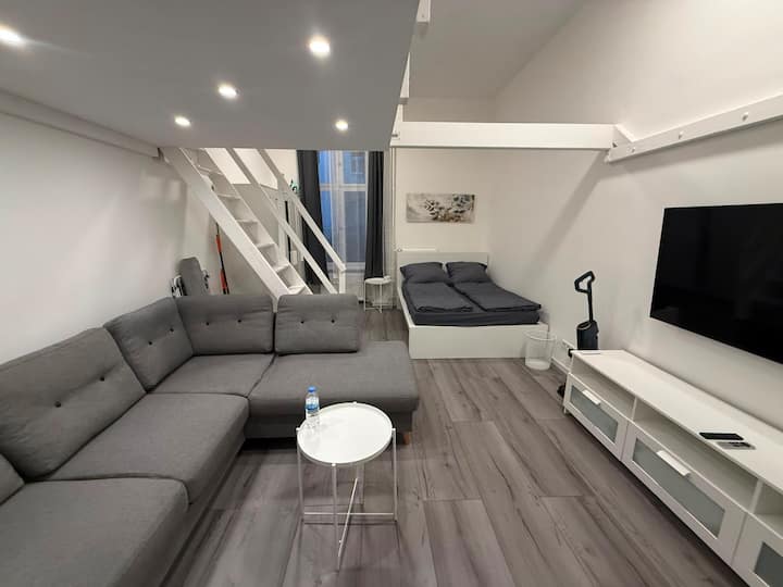 Modern Flat In Vibrant Richardkiez - 베를린