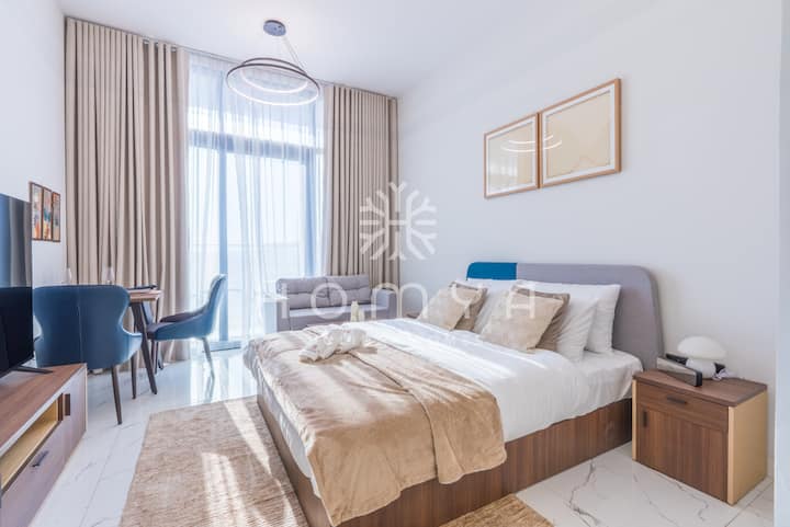 Premium Studio In Masdar Near Yas & Airport - Abu Dhabi