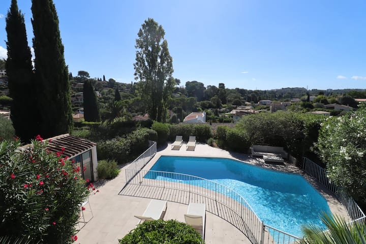 Charmante Villa 4 Chambres Avec Piscine - Peymeinade