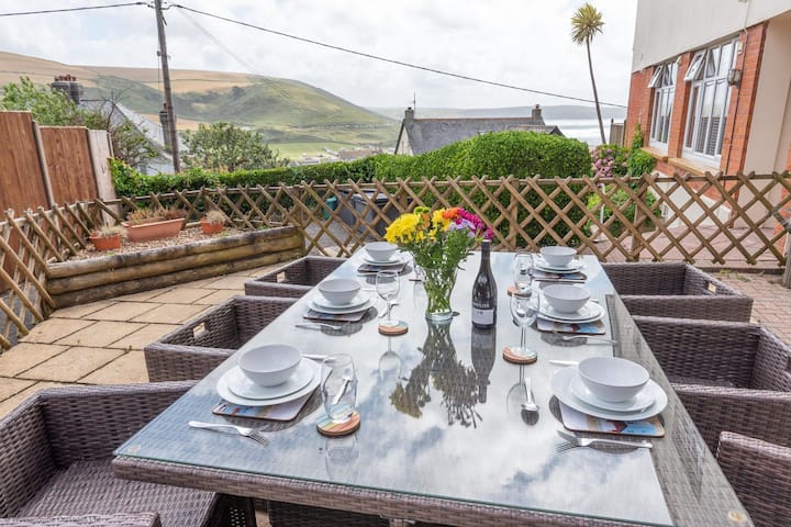 Pandora Court - Croyde