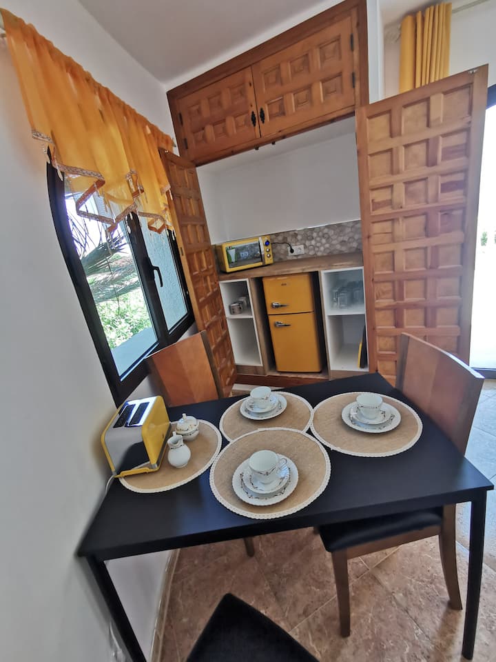 Sonnenapartment Mit Eigene Terrasse - Jávea