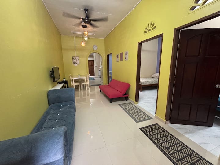 Juzadel Homestay - Ayer Hitam