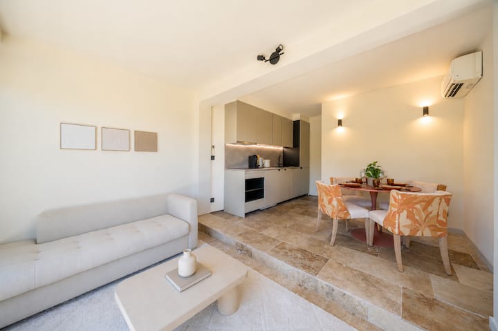 Maison Moderne Piscine A/c 1ch/2p - Font Mourier - Cogolin